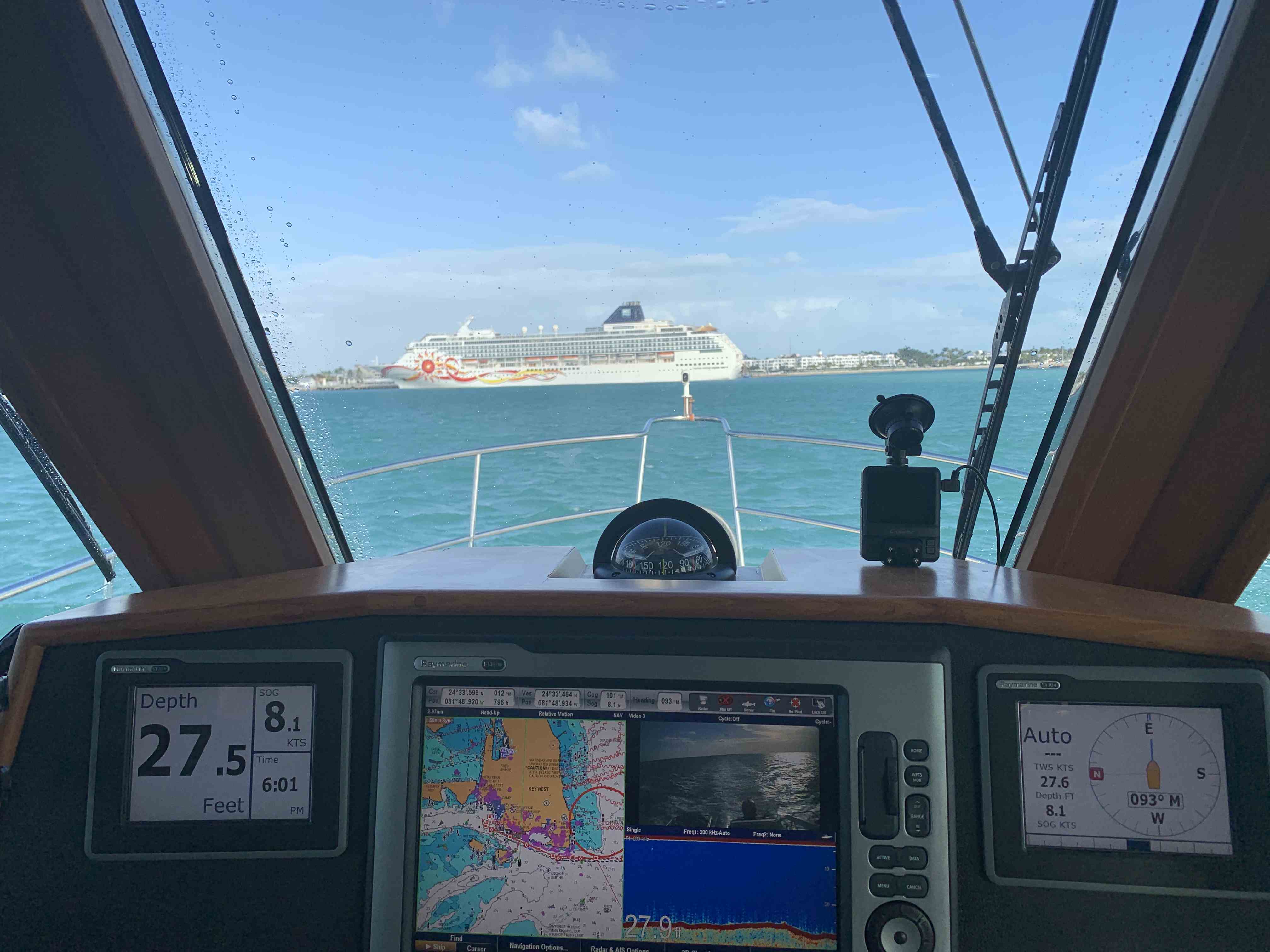 Preppy Aboard – MV Simple Life